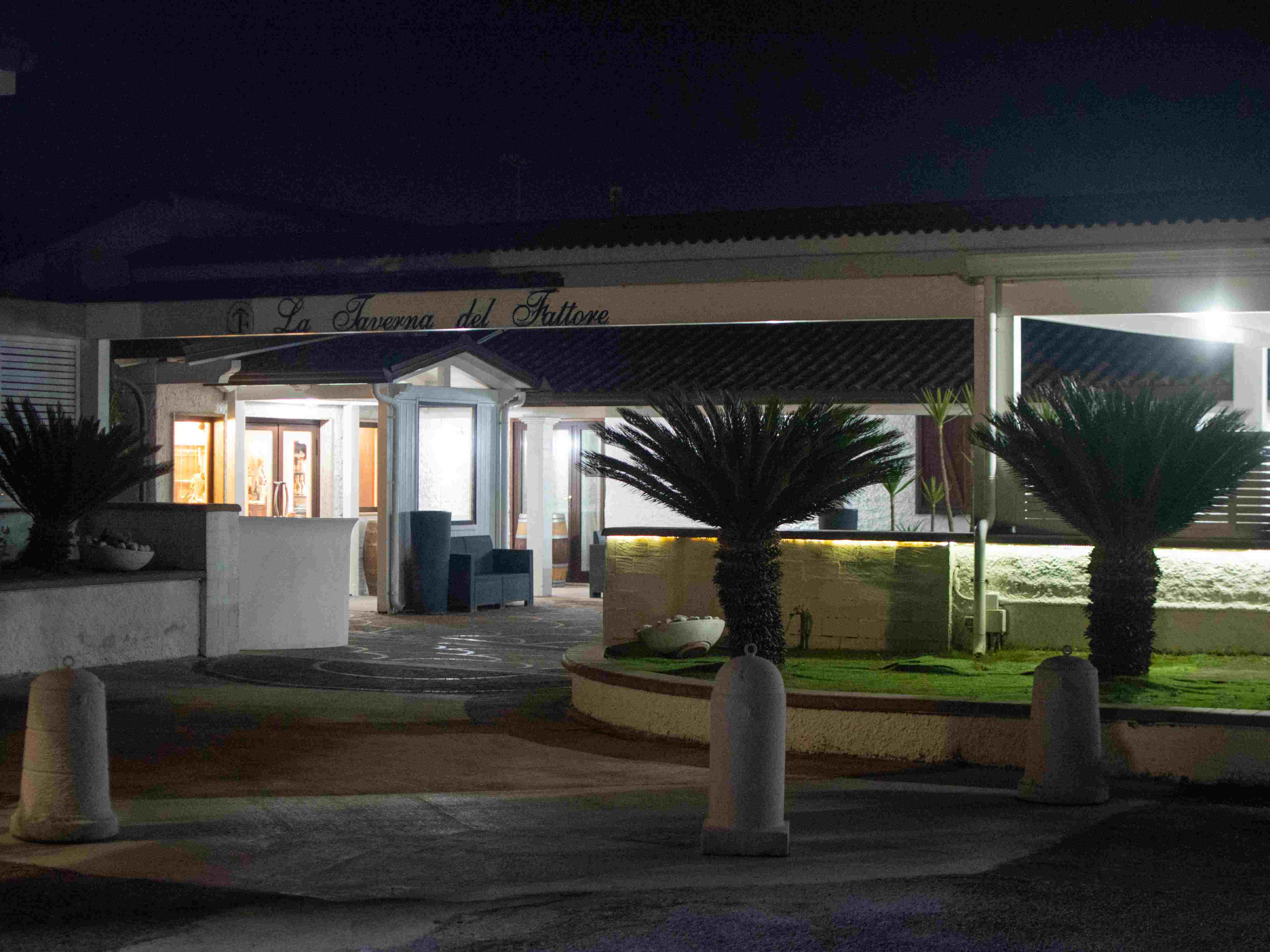 Nel piccolo borgo di Gromola a pochi passi dal mare e dai Templi di ...